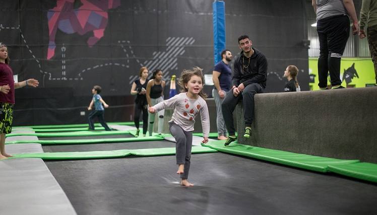 ISaute Laval - Centre de trampoline | Passeport Vacances Fiche