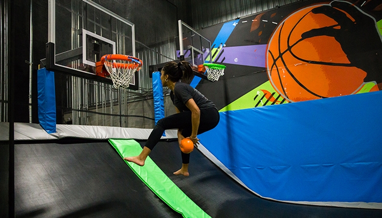 ISaute Laval - Centre de trampoline | Passeport Vacances Fiche
